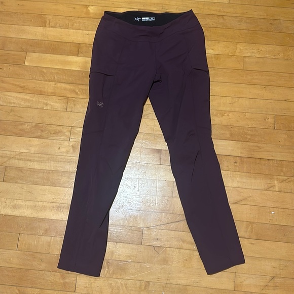 Arc'teryx | Pants & Jumpsuits | Arcteryx Womens Pants Gently Worn Super ...